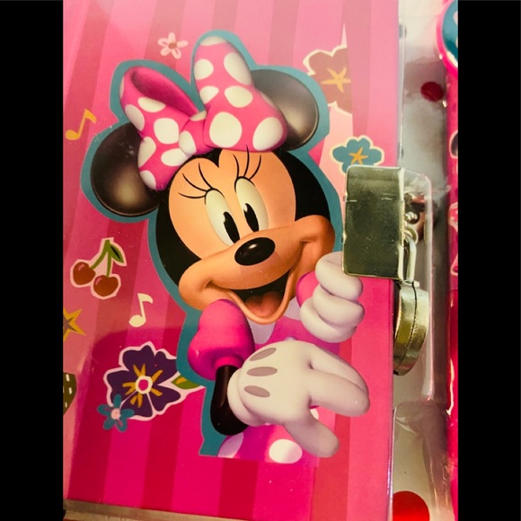 Disney | Toys | Disney Minnie Diary With Pen Age 3 | Poshmark
